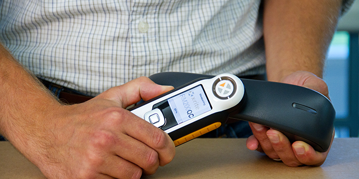 X-Rite RM200QC Portable Spectrocolorimeter for Quick Color Comparisons ...